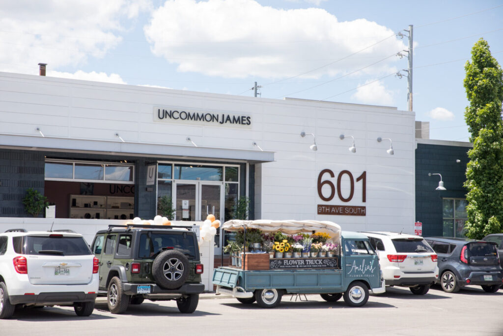 Top Women's Boutiques in Nashville | Nashville Guru