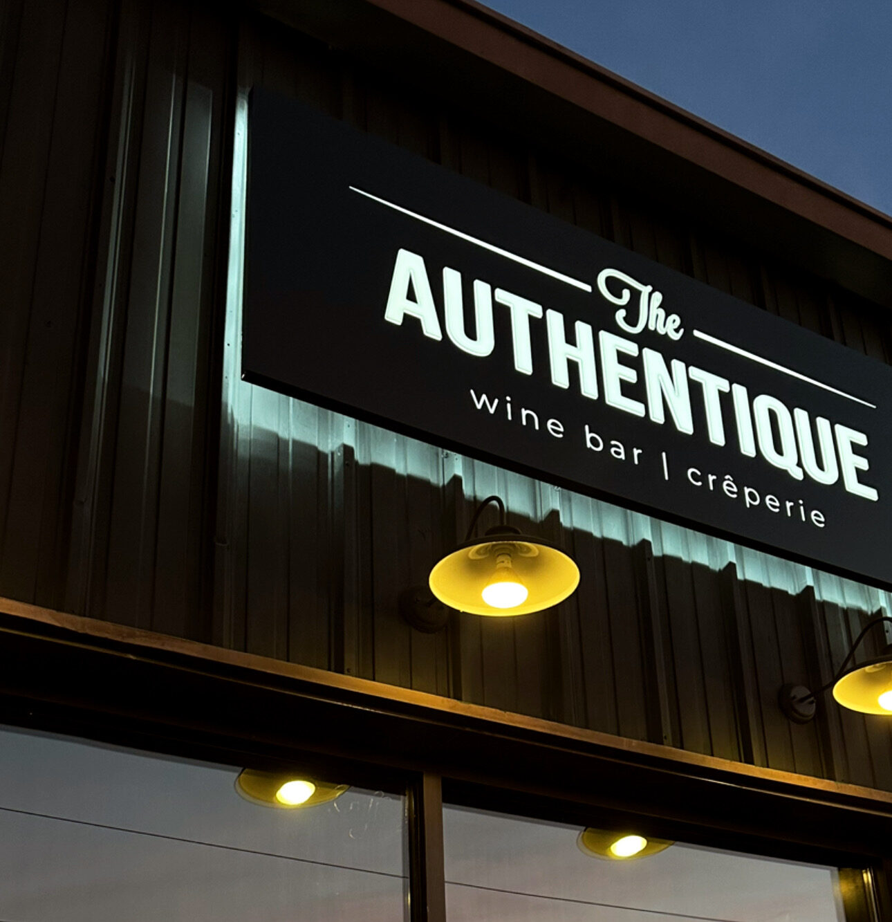 The Authentique | Nashville Guru