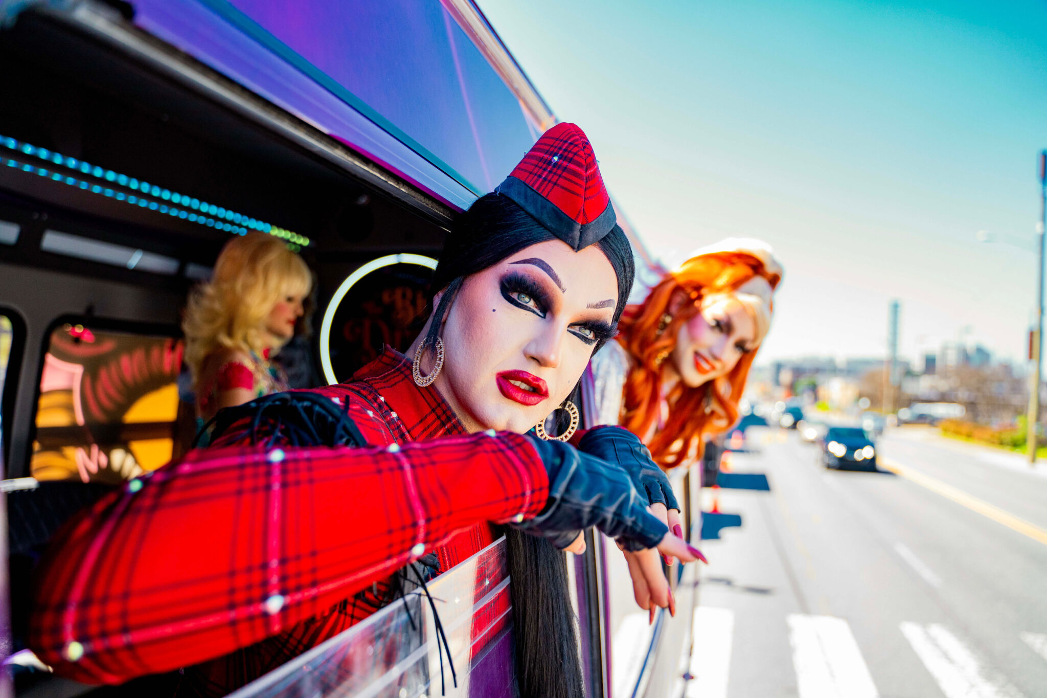 Fun Things to Do: The Big Drag Bus | Nashville Guru