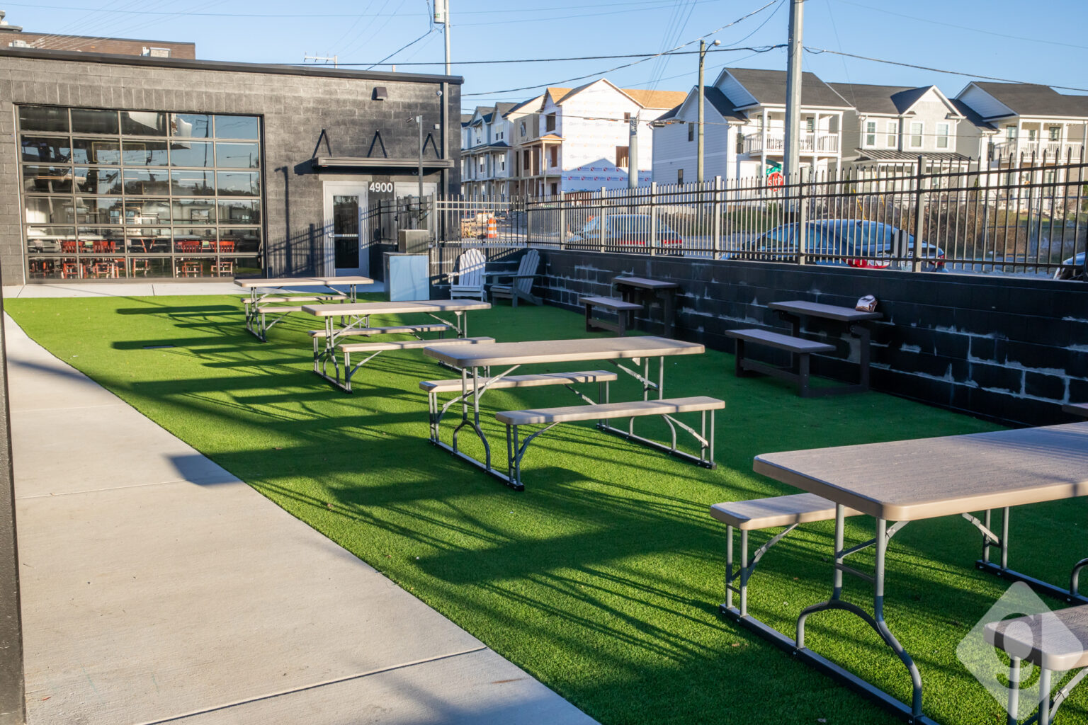 A Look Inside: Bringle's Smoking Oasis | Nashville Guru