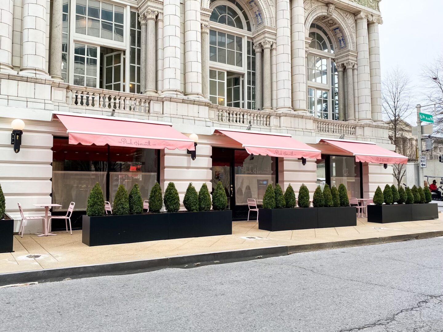 The Pink Hermit Cafe | Nashville Guru