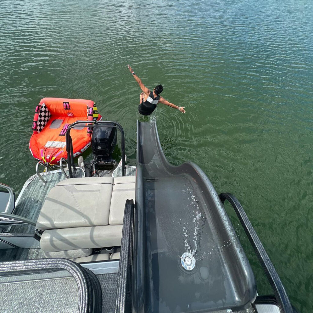 Fun Things to Do: Nautical Boat Club | Nashville Guru