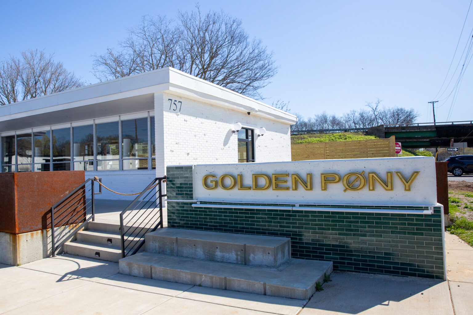 Golden Pony | Nashville Guru