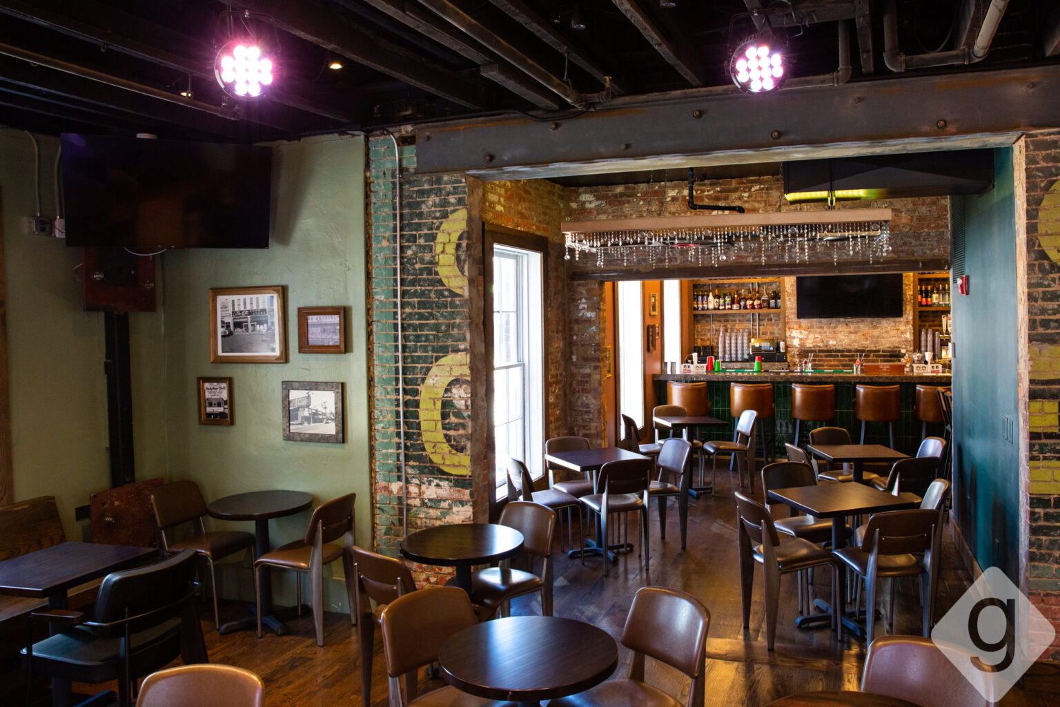 A Look Inside: Teddy's Tavern | Nashville Guru