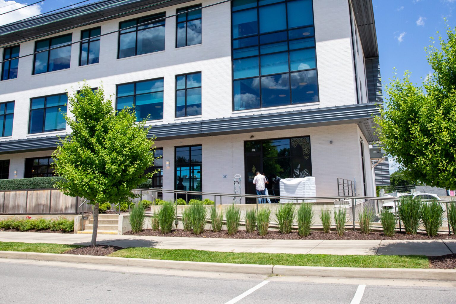 Haraz Coffee House | Nashville Guru