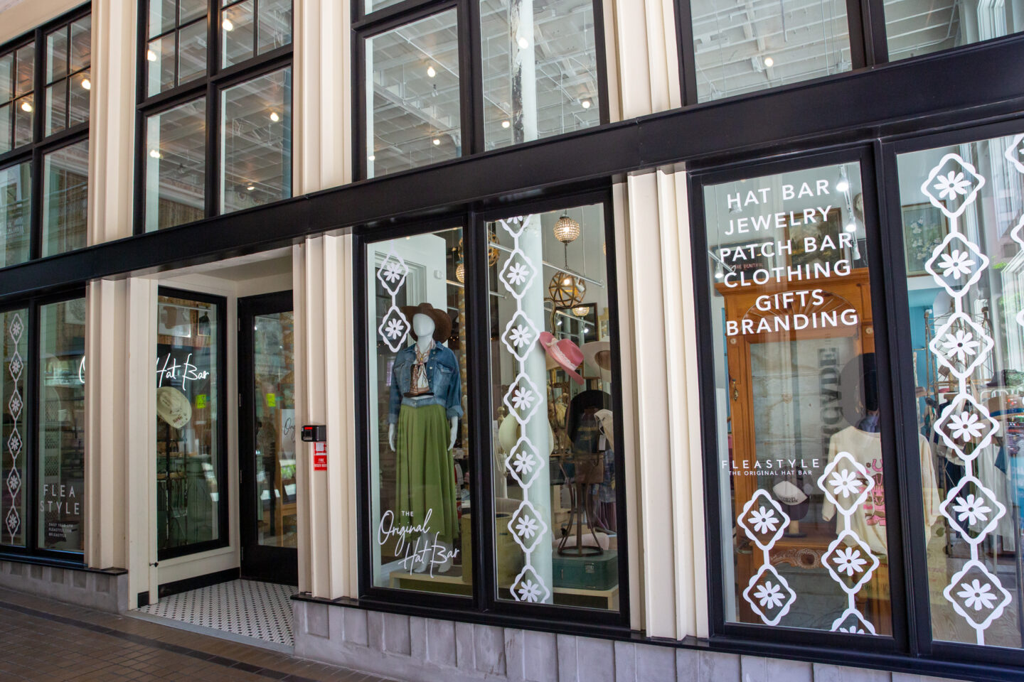 Flea Style (Downtown) | Nashville Guru