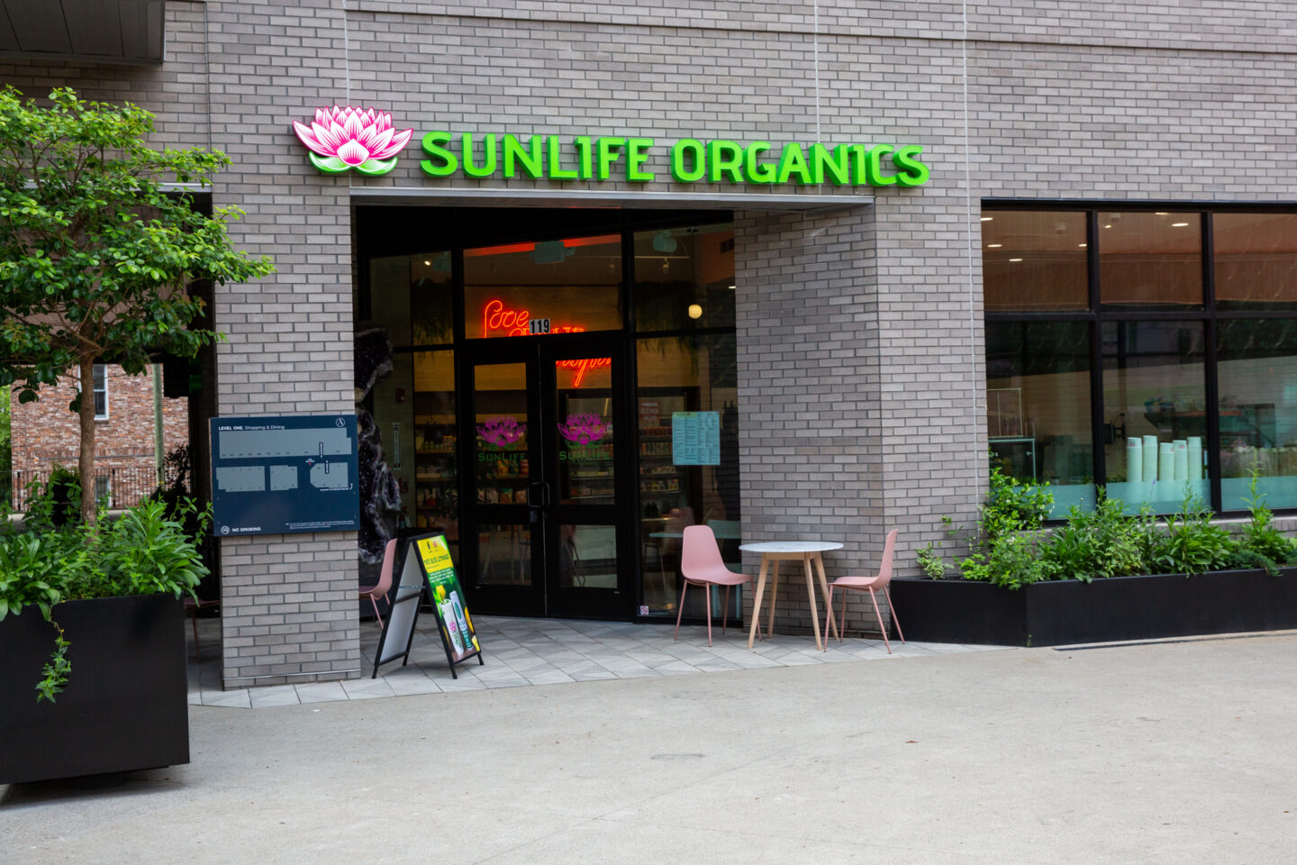 Sunlife Organics (12 South) | Nashville Guru
